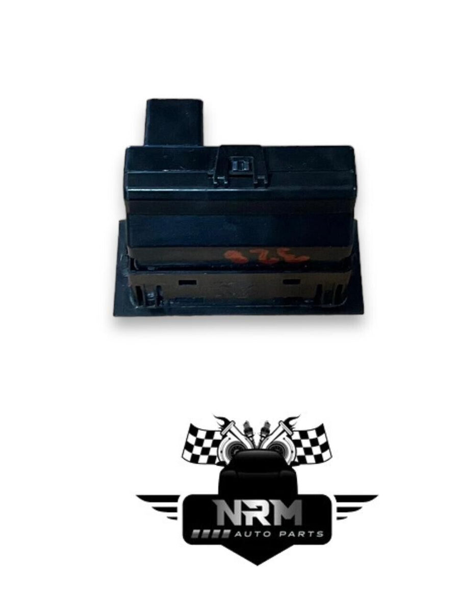 2022 2023 Jeep Wagoneer Center Console Rear USB Charging Port – NRM ...